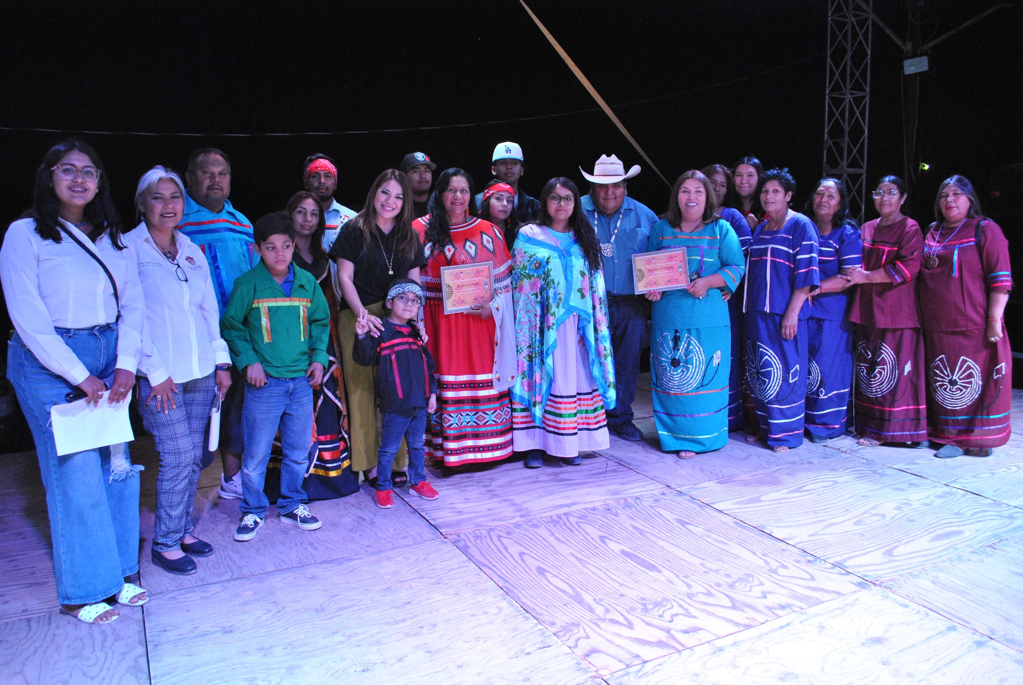 Etnias Seris del Desemboque, Cucapá de San Luis Río Colorado y Tohono O ...