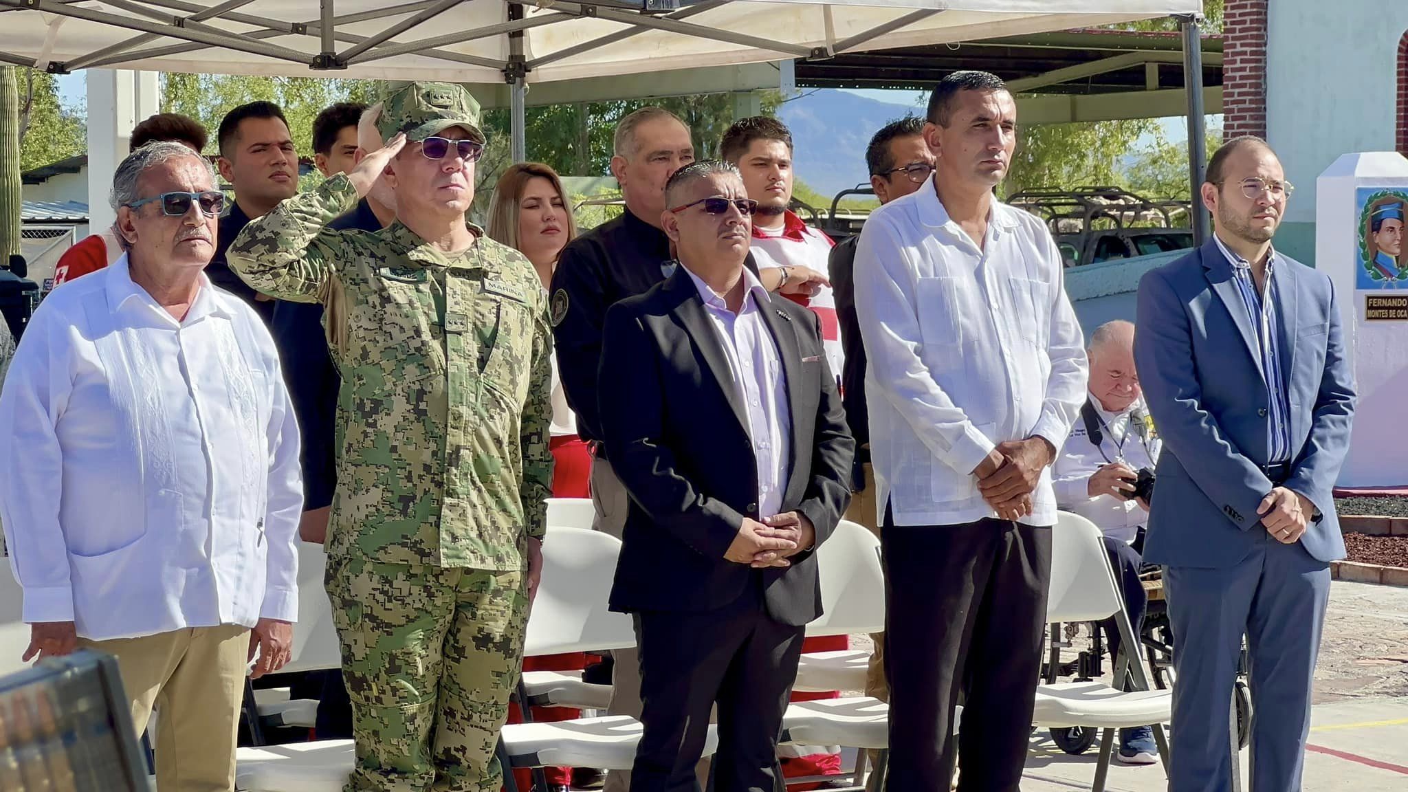 Toma de posesión y protesta de bandera del Gral. Brig.D.E.M. Newton ...